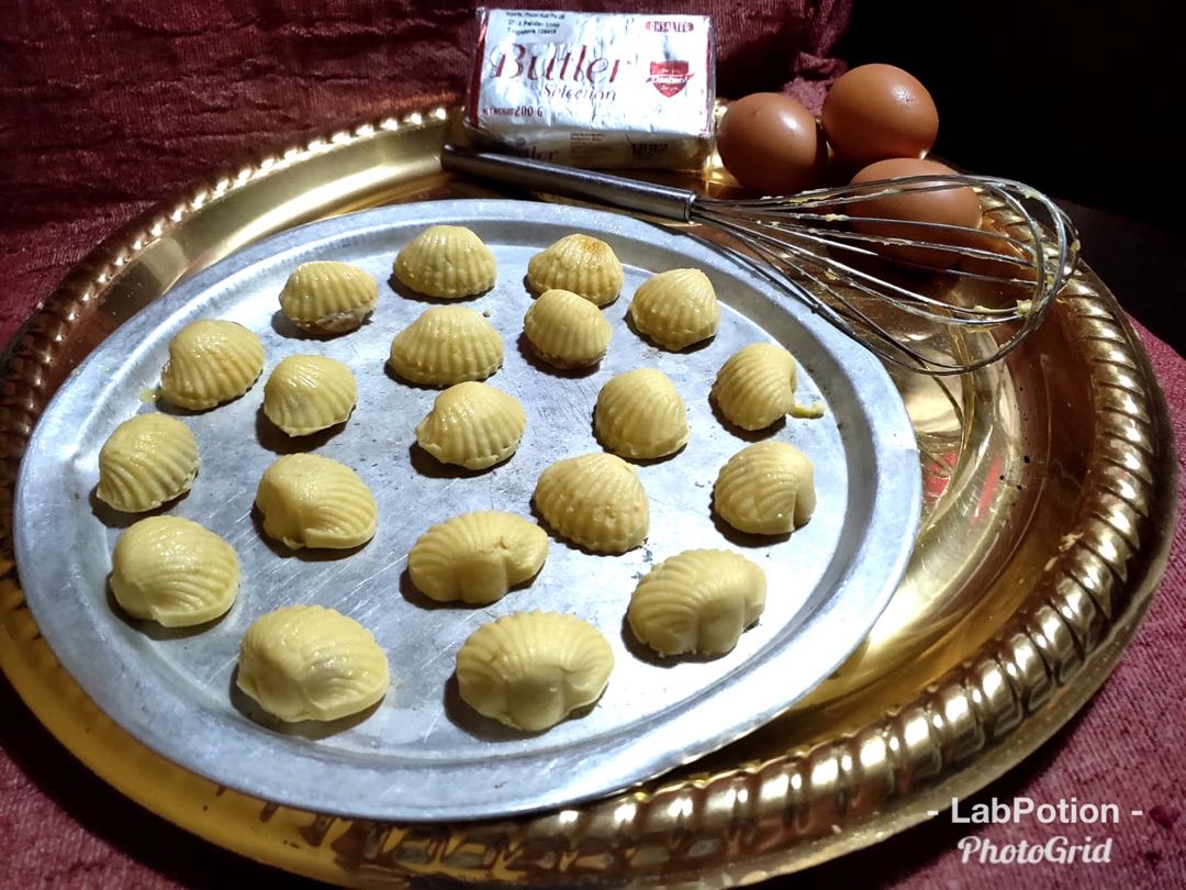 Kuih Tart Kerang, Food & Drinks, Homemade Bakes on Carousell