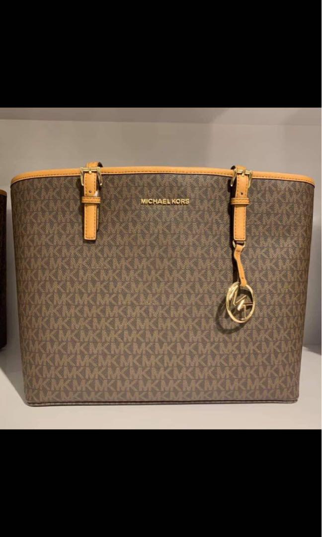 MK Carry all Tote(med), Luxury, Bags & Wallets on Carousell