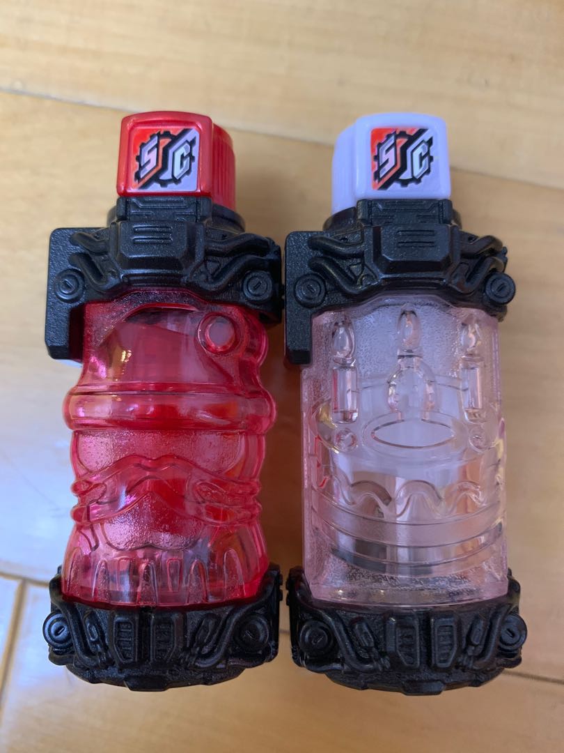 KAMEN RIDER 幪面超人Build 能量瓶 full bottle, 興趣及遊戲, 玩具 & 遊戲類 - Carousell