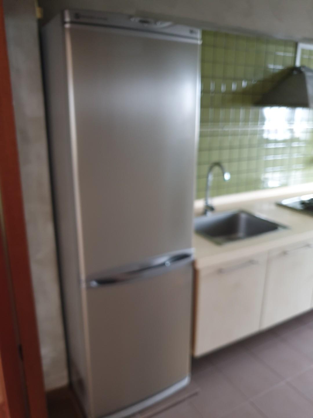 LG Refrigerator GR-389STQ Multi air flow, TV & Home Appliances, Kitchen ...