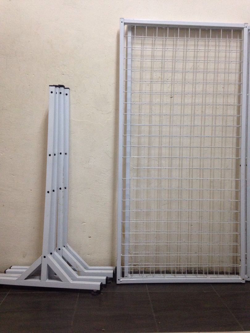 Netting Display Rack, Furniture & Home Living, Furniture, Shelves ...