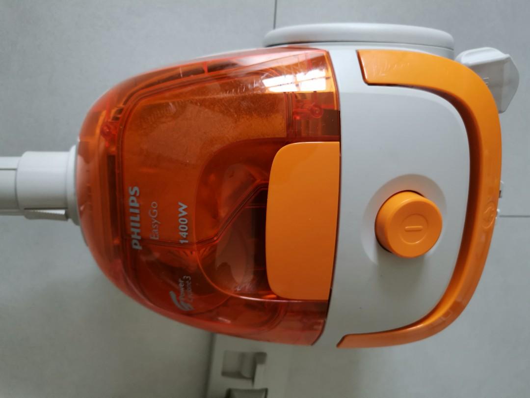 Philips Power Cyclone 3 Bagless Vacuum, TV & Home Appliances, Vacuum ...