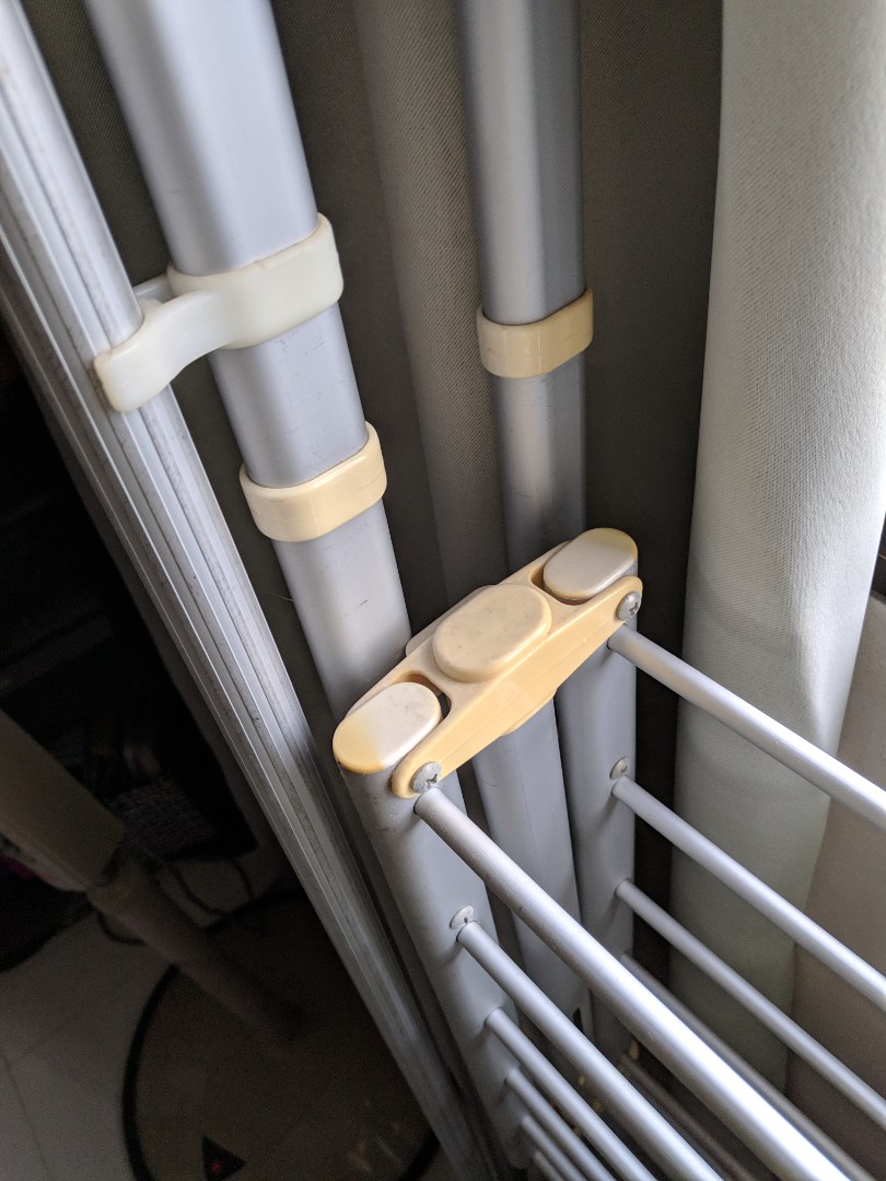 Roman 7718 hanging rack, Furniture & Home Living, Bathroom & Kitchen ...