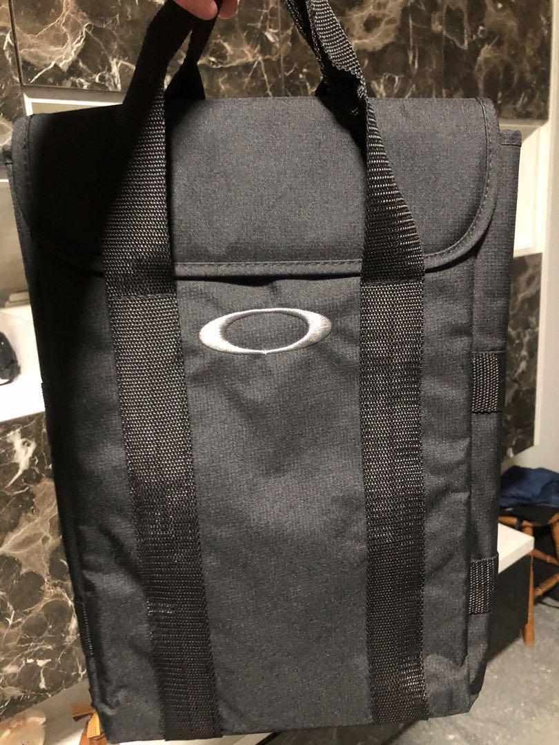 15” Oakley computer/tablet bag, Computers & Tech, Parts & Accessories ...