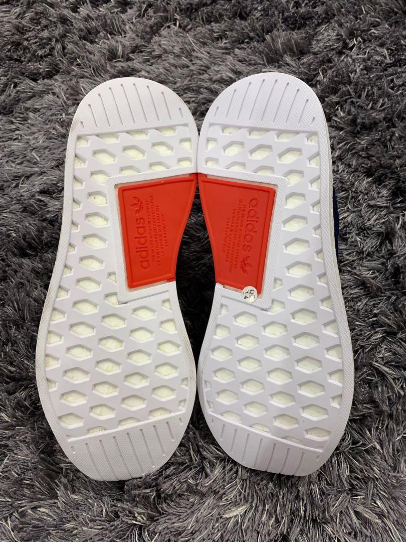 Adidas NMD R2 Blue/White, Men's Fashion, Footwear, Sneakers on Carousell