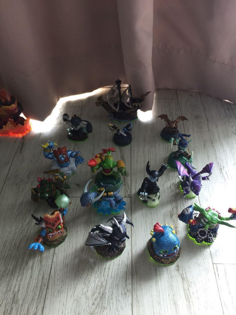 Assorted skylanders figurines with their collectible cards, Hobbies ...