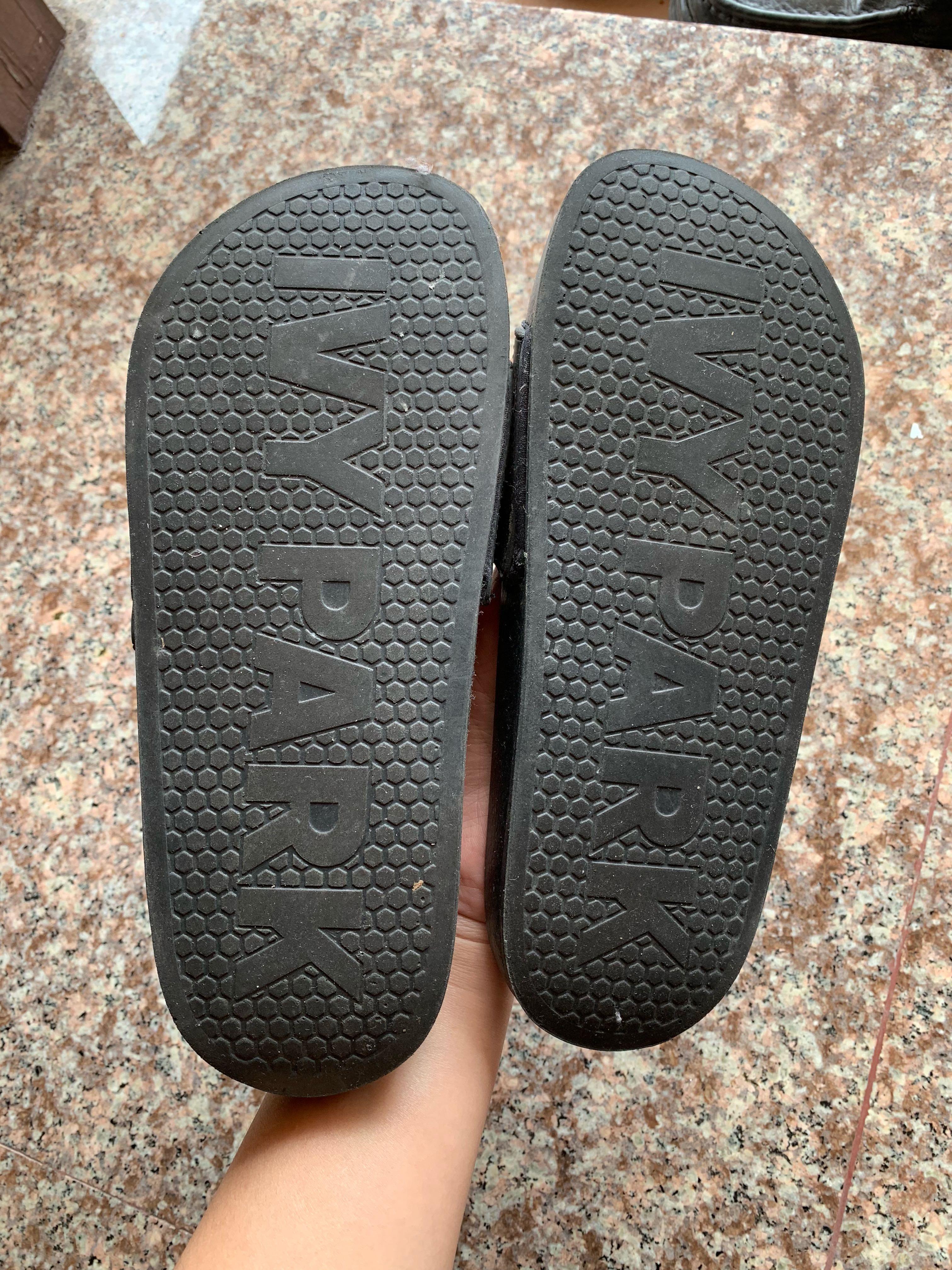 Ivy Park Sliders, Women's Fashion, Footwear, Flipflops and Slides on ...