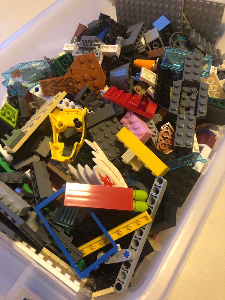 LEGO! Loose bricks, Hobbies & Toys, Toys & Games on Carousell
