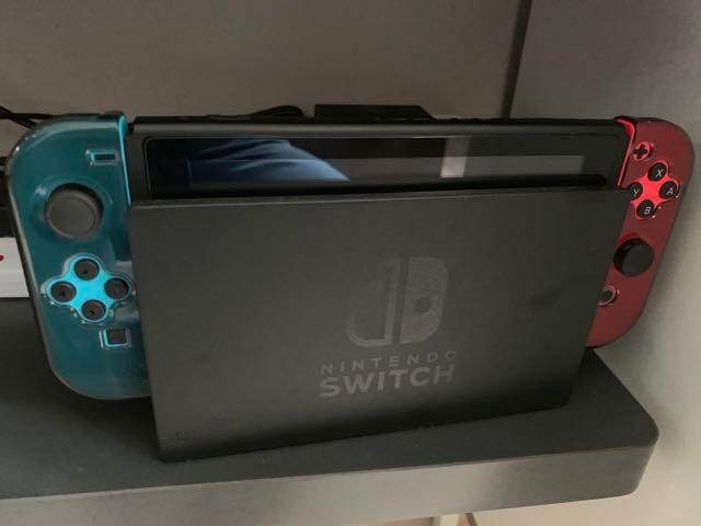Nintendo Switch (Complete set + 4 games), Video Gaming, Video Games ...