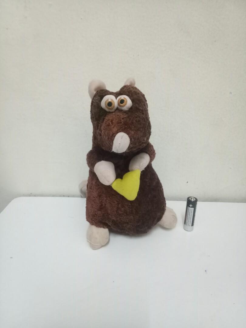 Ratatouille Pixar rat, Hobbies & Toys, Collectibles & Memorabilia ...