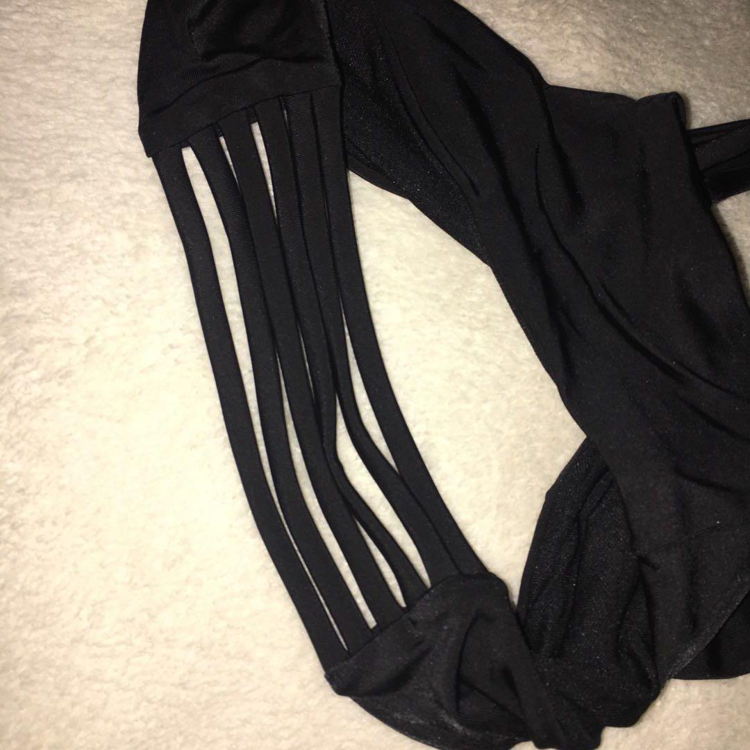 String two piece swimsuit, Women's Fashion, Swimwear, Bikinis ...