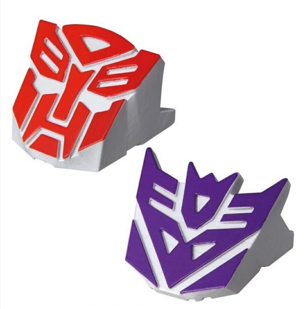 TAKARA TOMY TRANSFORMERS 變型金剛metal logo博派狂派 柯柏文 麥加登, 興趣及遊戲, 玩具 & 遊戲類 ...