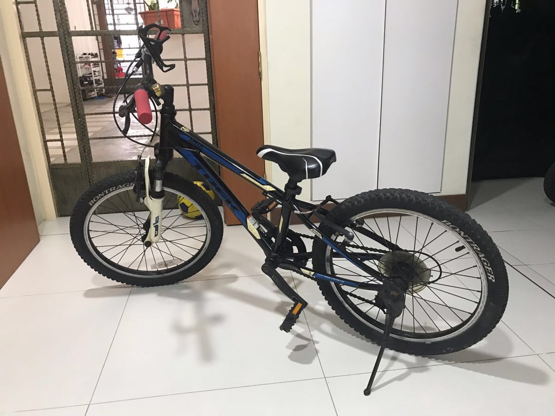 Trek kids Mt-60, Sports Equipment, Bicycles & Parts, Bicycles on Carousell