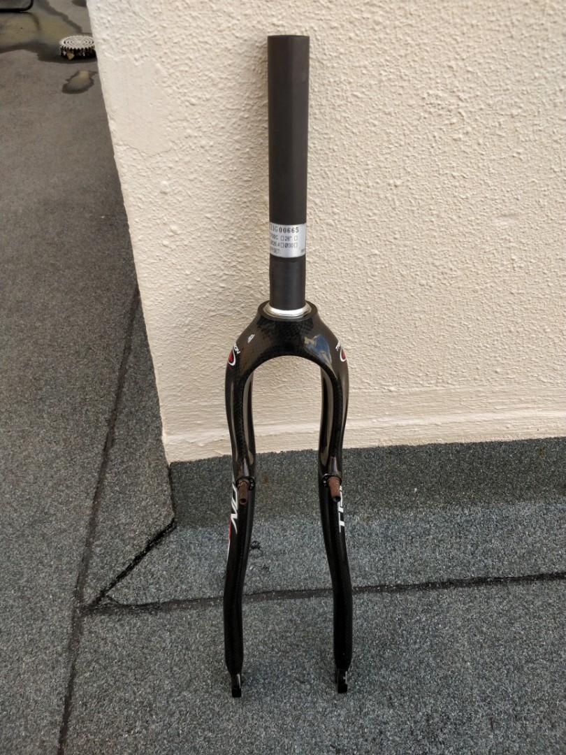 Trigon disc and vbrake rigid carbon fork, QR only., Sports Equipment ...