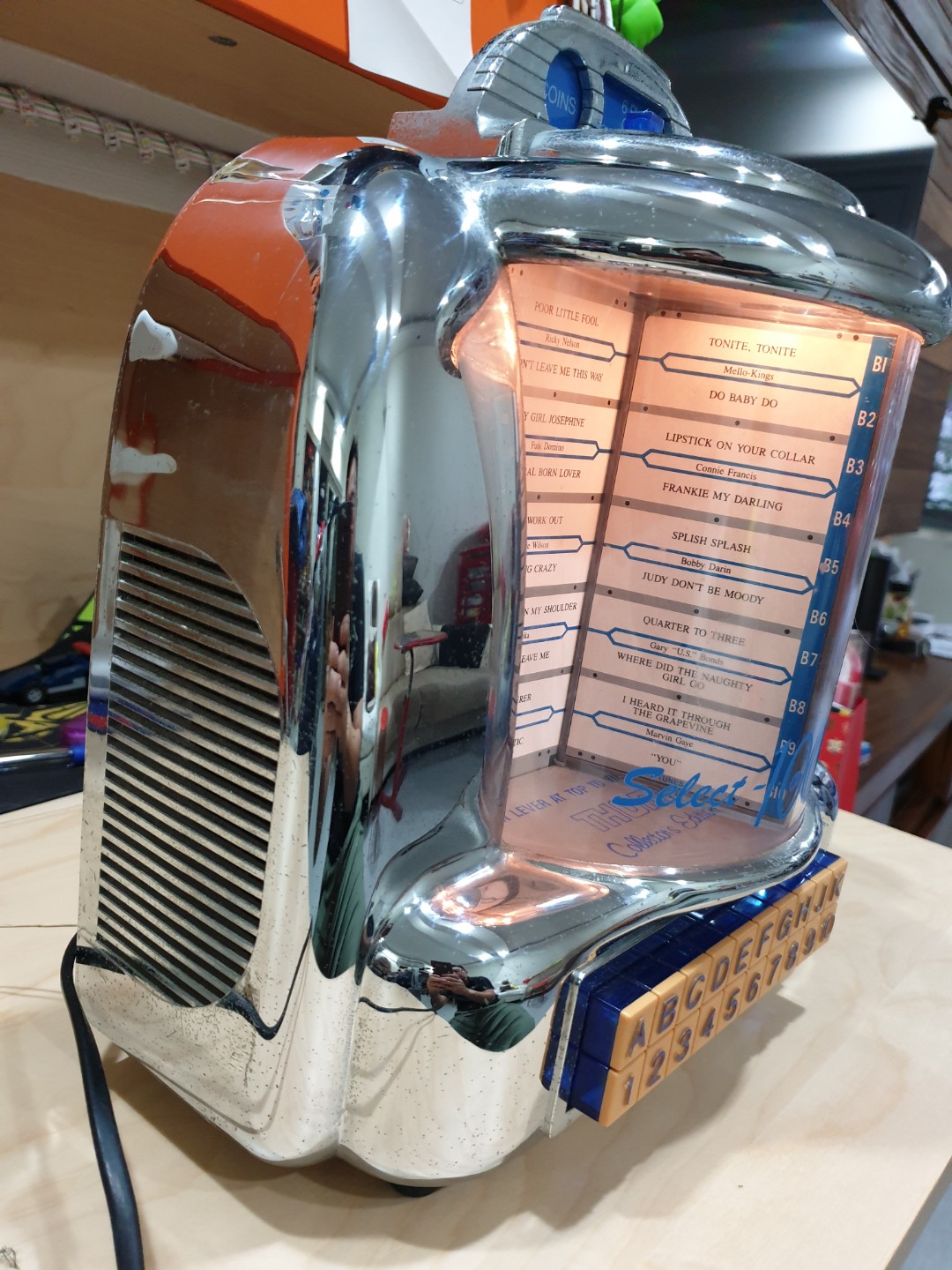 Vintage + Retro Chrome Jukebox, Hobbies & Toys, Memorabilia ...