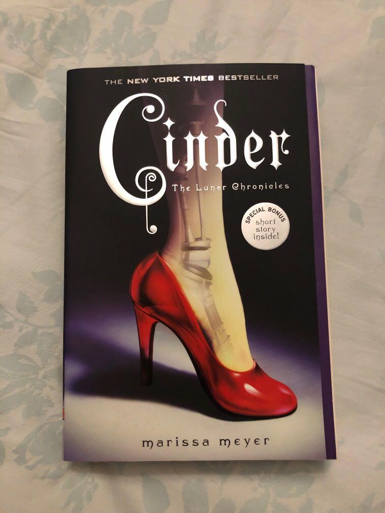 Cinder by Marissa Meyer, Hobbies & Toys, Books & Magazines, Fiction ...