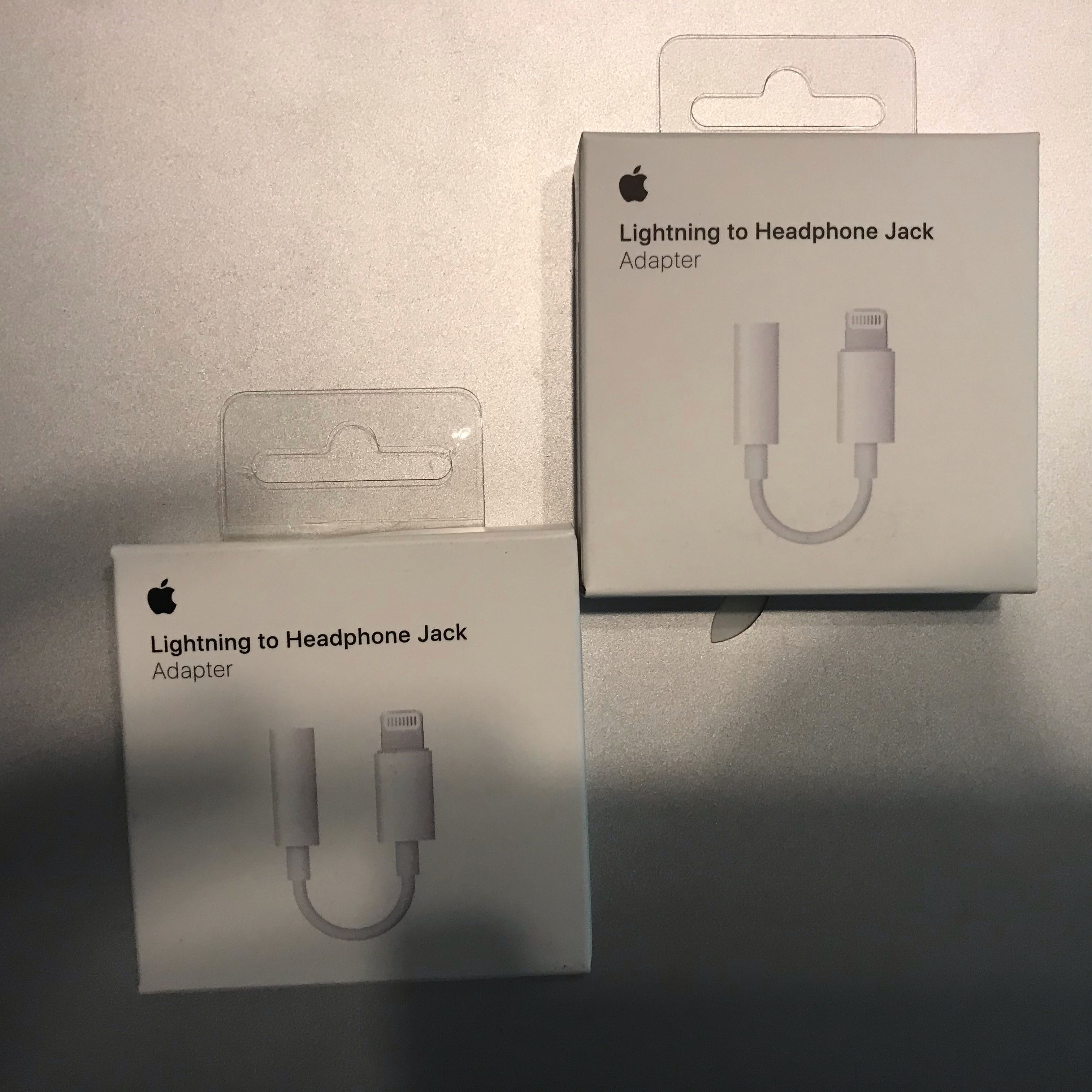 Lightning to Headphone Jack, Audio, Portable Audio Accessories on Carousell