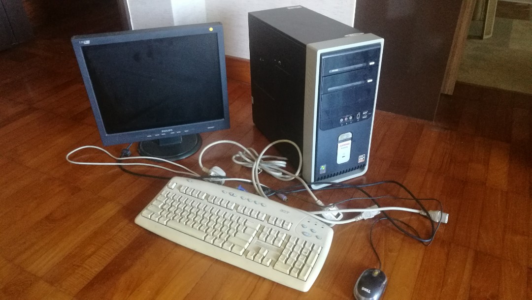 Old desktop PC, Computers & Tech, Desktops on Carousell