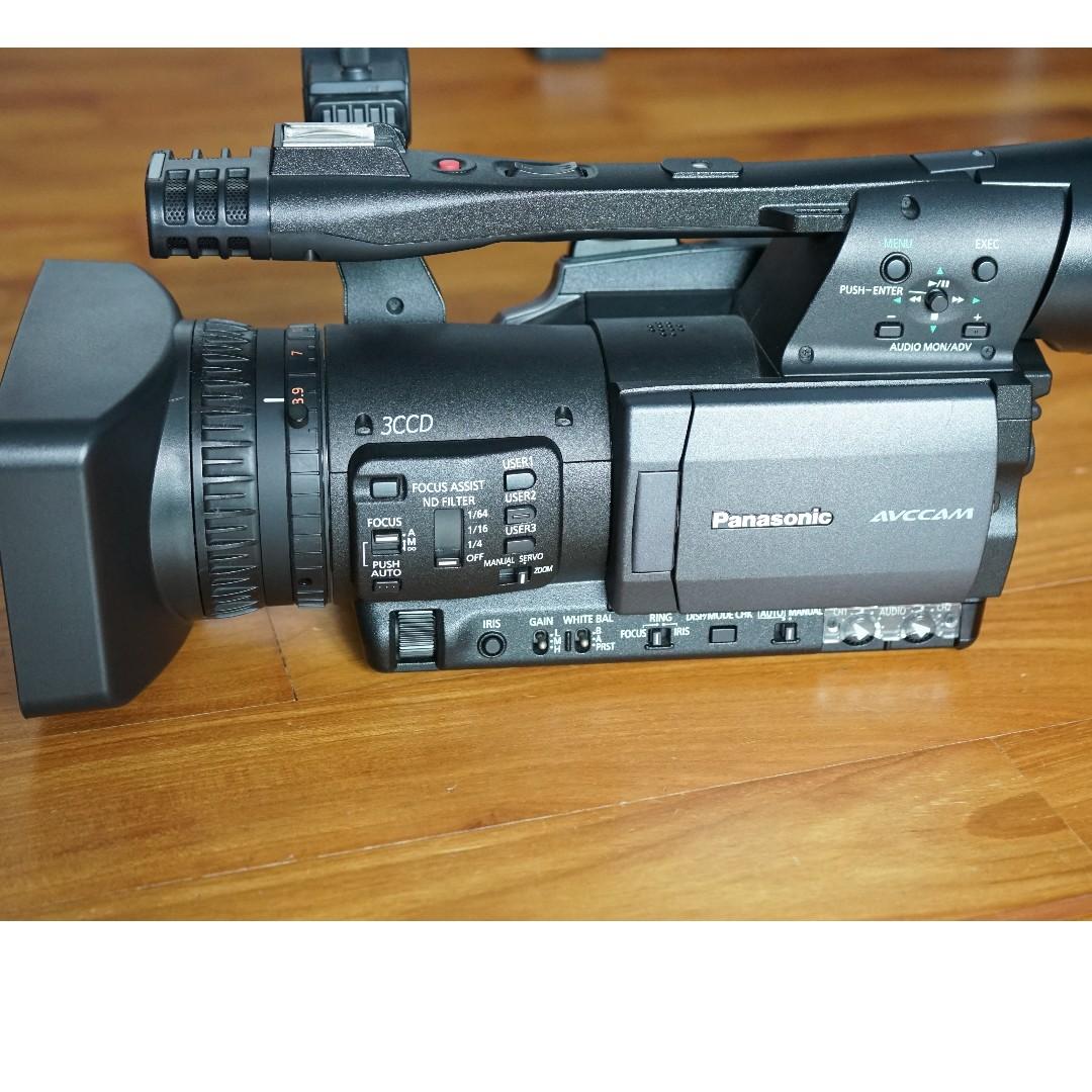 Panasonic HMC 152, Photography, Video Cameras on Carousell
