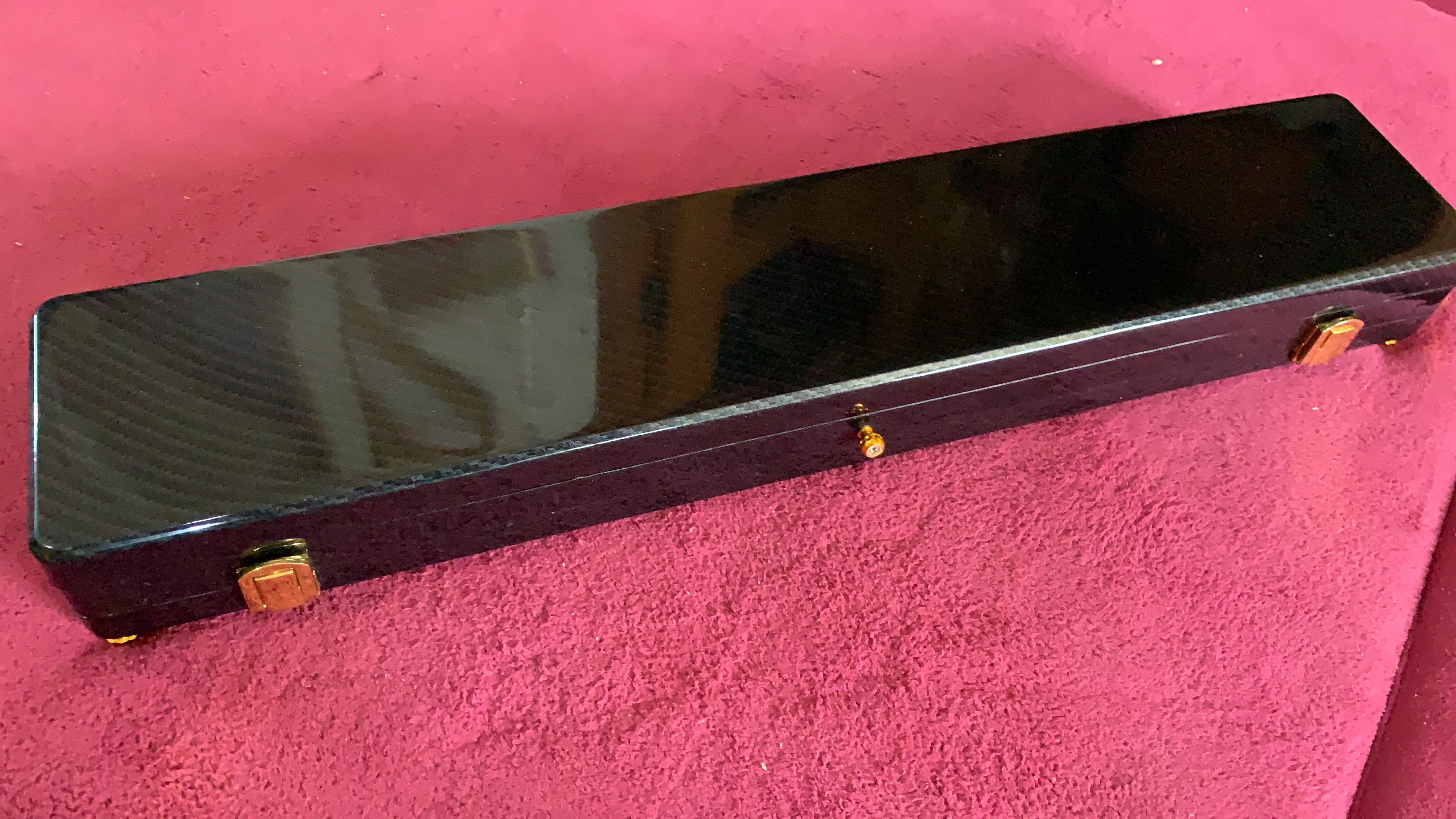 Prawning Carbon Box w Accessories, Everything Else on Carousell