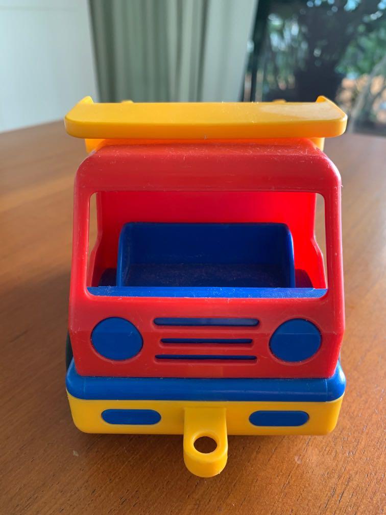 Toy tipper truck, Hobbies & Toys, Toys & Games on Carousell