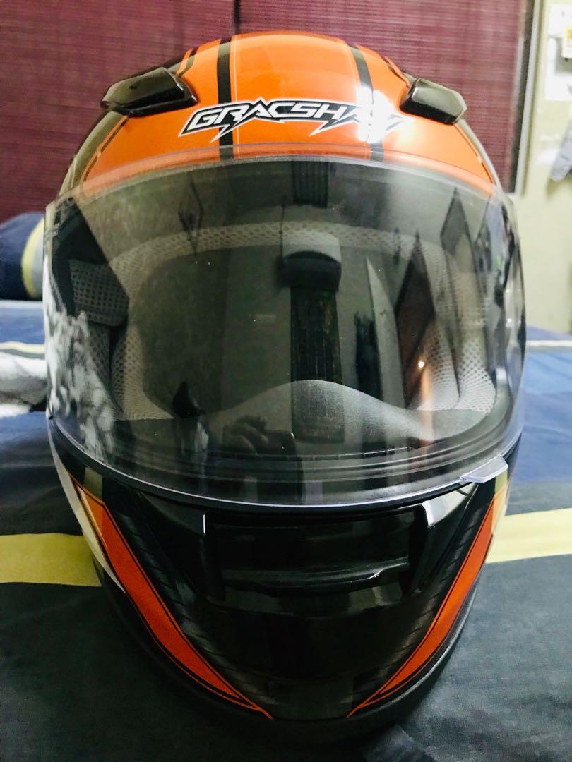 Fullface Helmet Gracshaw Original, Motorbikes on Carousell