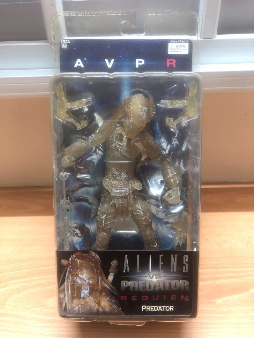 NECA Aliens vs Predator Requiem Cloak Predator, Toys & Games, Bricks ...
