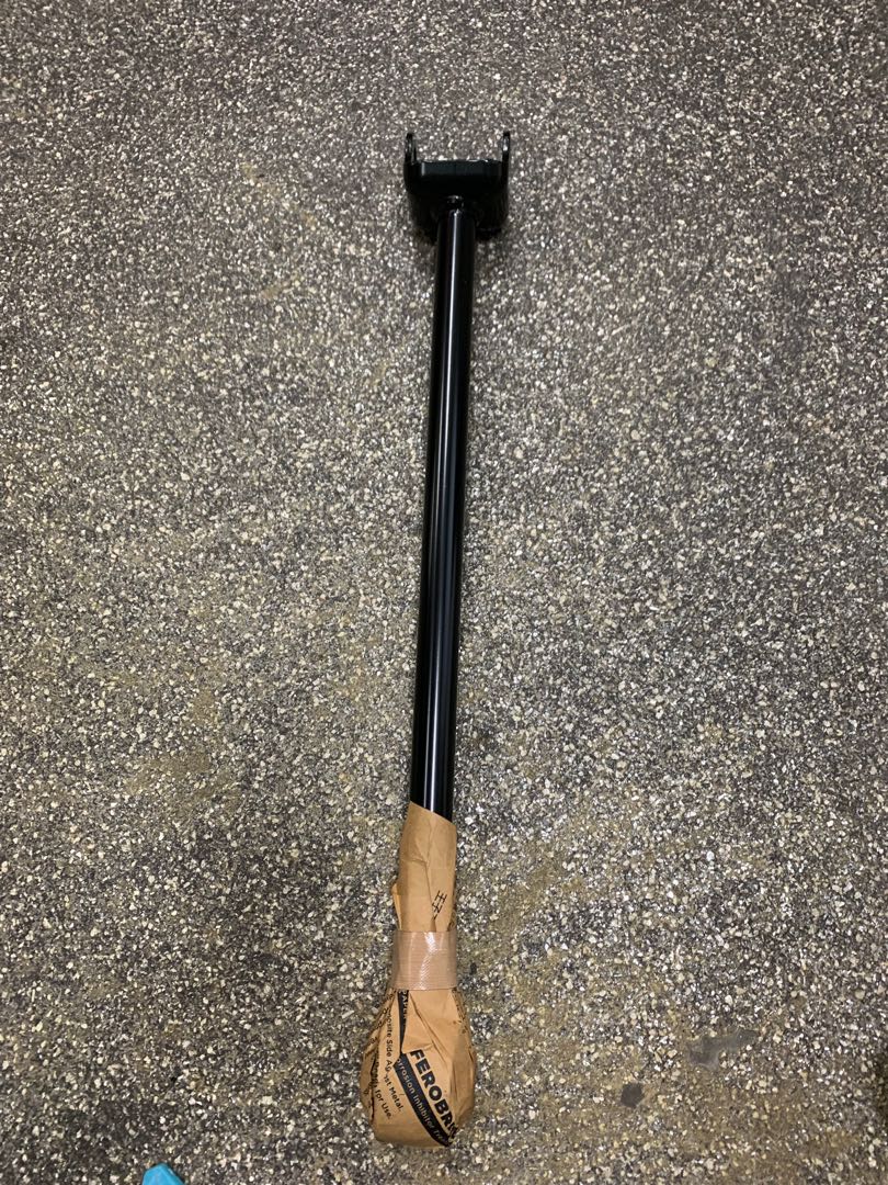 Nissan GTR R35 Rear suspension lower, Car Accessories, Accessories on ...