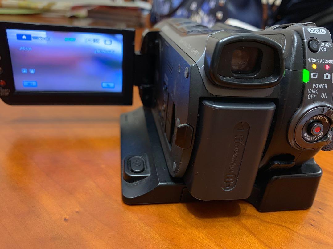 Sony handycam DCRA c210, 音響器材, 可攜式音響設備 - Carousell