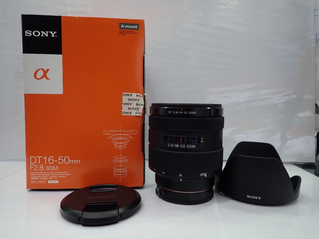 Sony Lens DT 16-50mm F2.8 SSM, Photography, Lens & Kits on Carousell