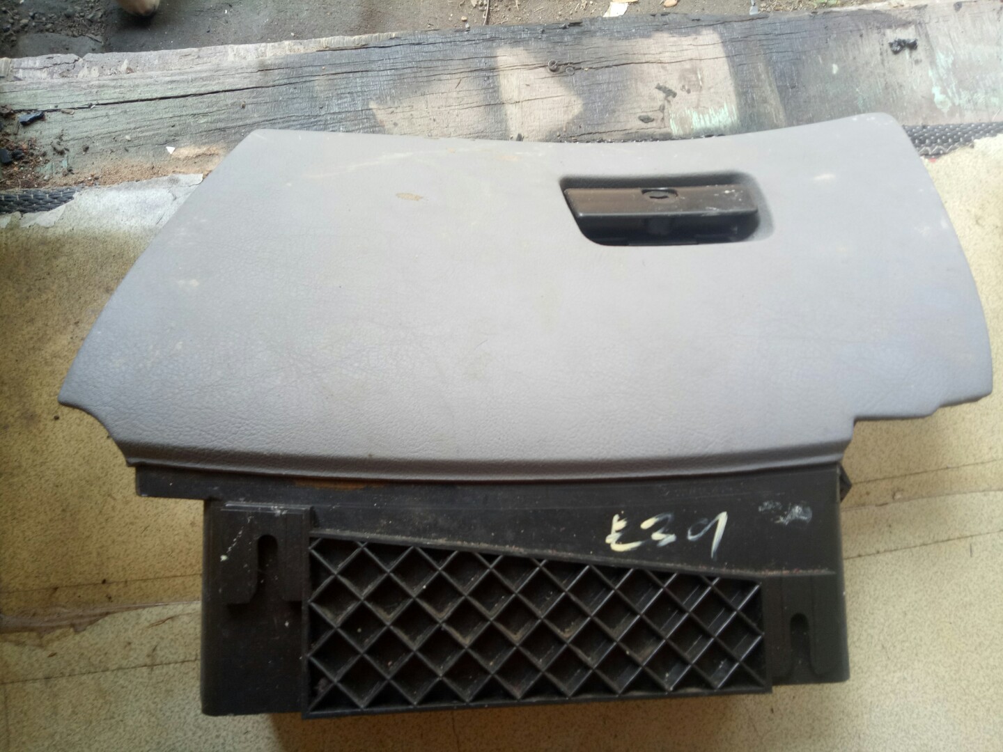 Bmw E39 Drawer Box Original, Auto Accessories on Carousell