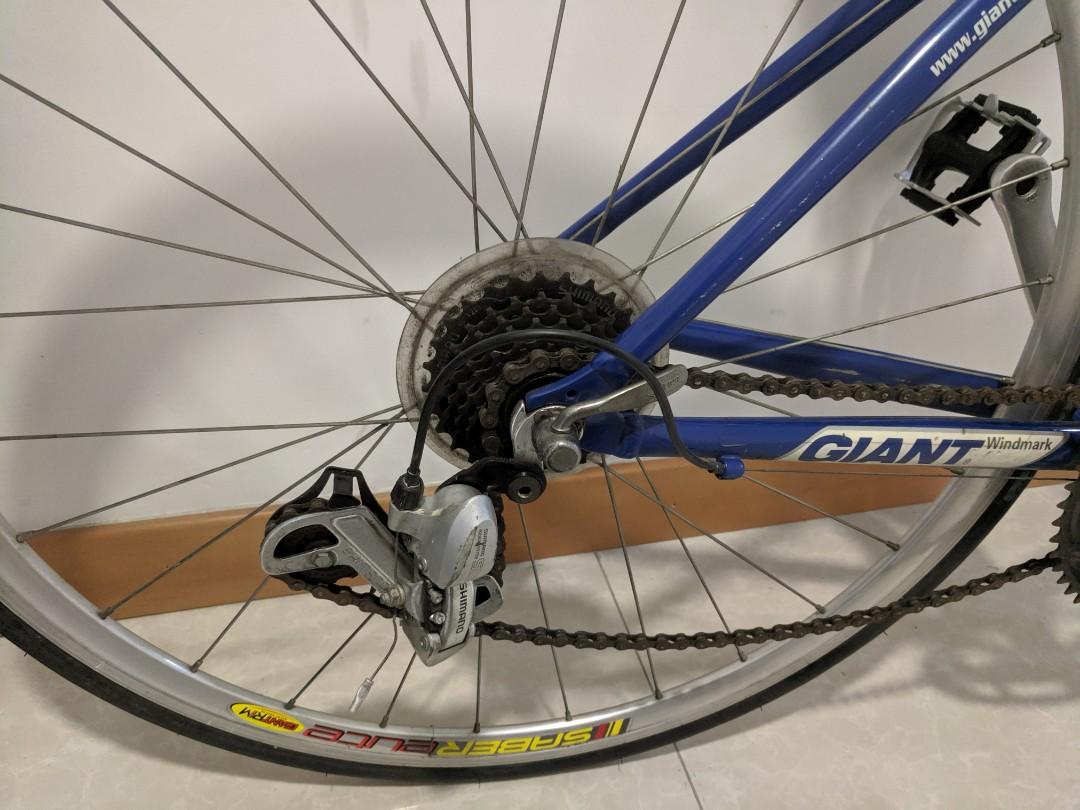 Giant Windmark (風標) 2200 公路單車一架, 運動產品, 單車及配件, 單車 - Carousell