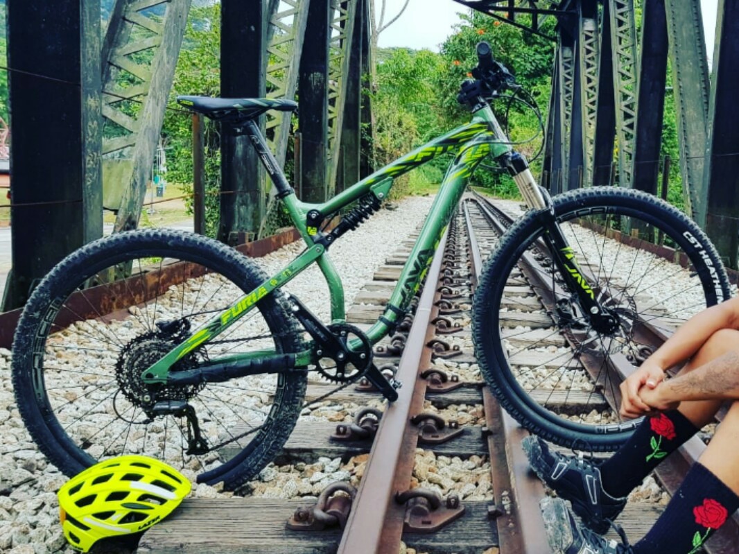 Java furia 2018 full suspension freeride 27.5, Sports Equipment ...