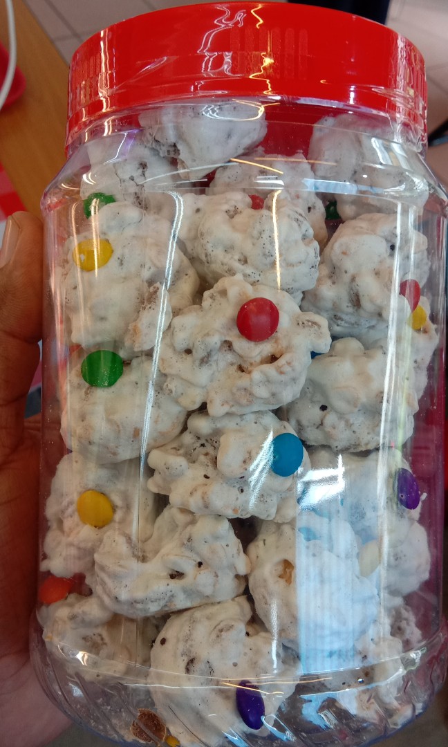 Kuih raya homemade, Food & Drinks, Homemade Bakes on Carousell