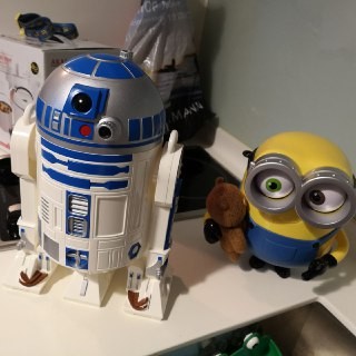 Minion and R2D2 popcorn holder, Hobbies & Toys, Toys & Games on Carousell