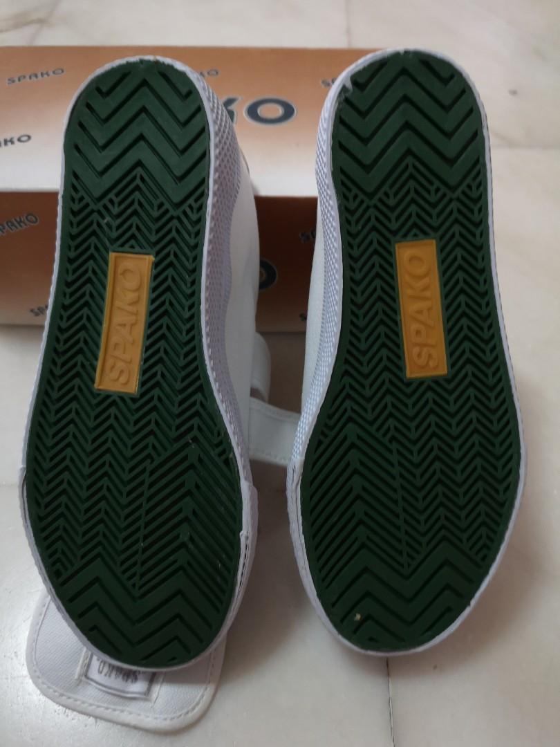 Spako white school shoes sizes 30 unisex, Women's Fashion, Footwear ...