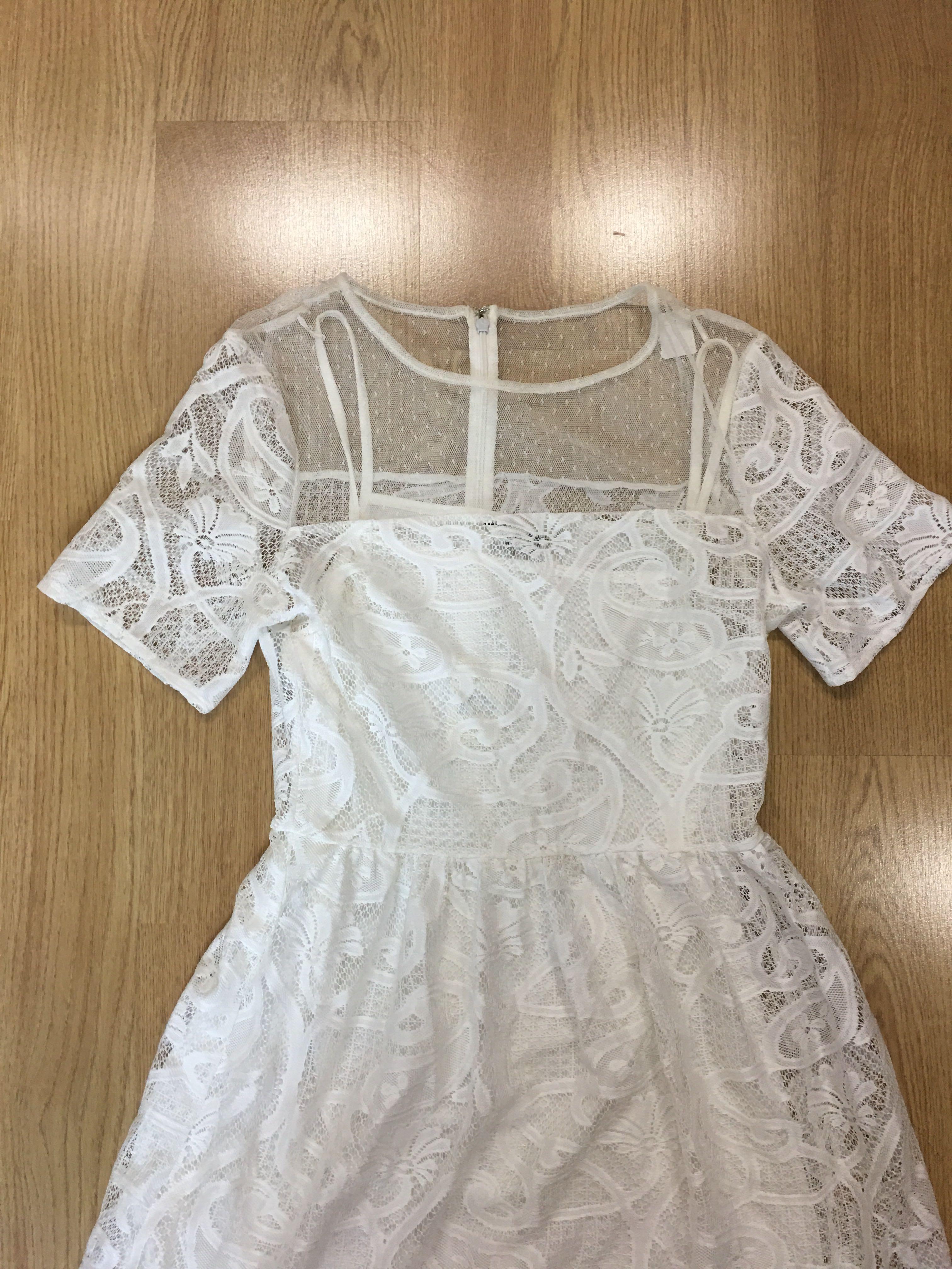 Auth Miss Selfridge Lace Mech Panel cream dress, Women's Fashion ...