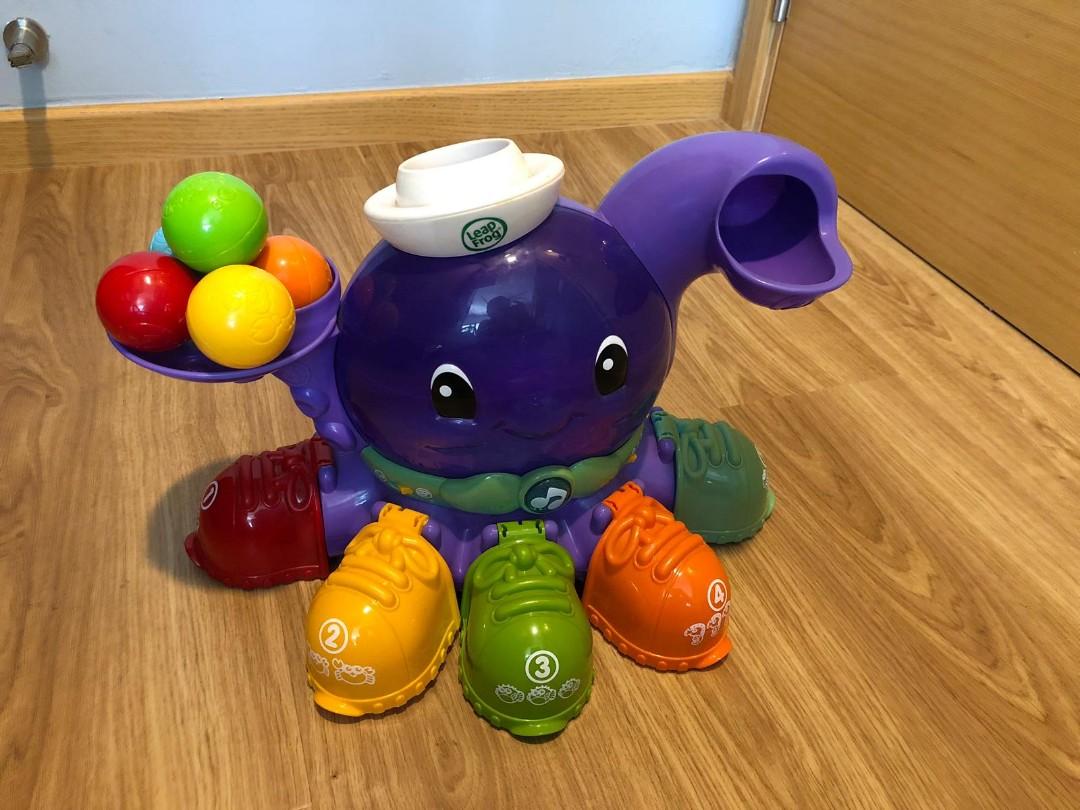 Leap frog peak-a-shoe octopus, Babies & Kids, Infant Playtime on Carousell