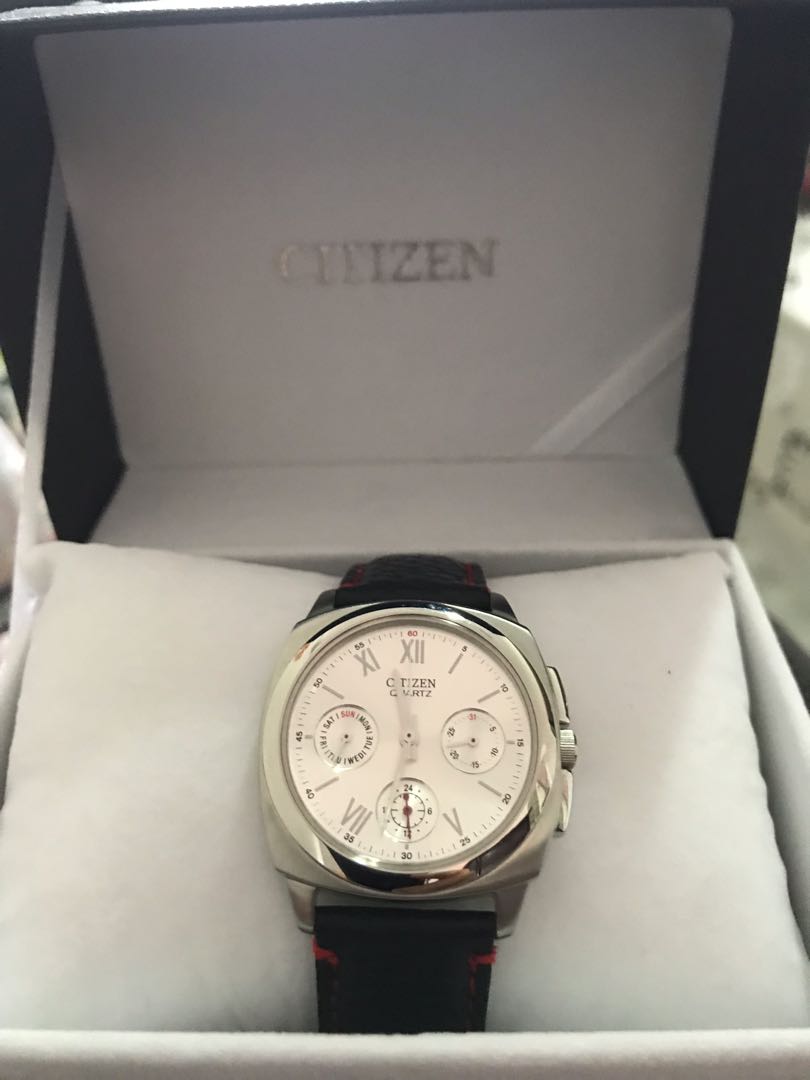 Men watch, Men's Fashion, Watches & Accessories, Watches on Carousell