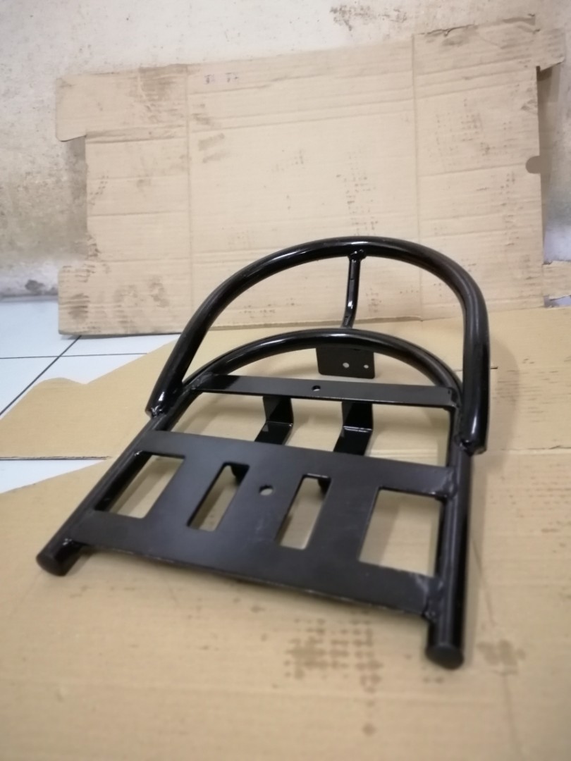 Demak DJ-90 Rear Seat Bar Original, Auto Accessories on Carousell
