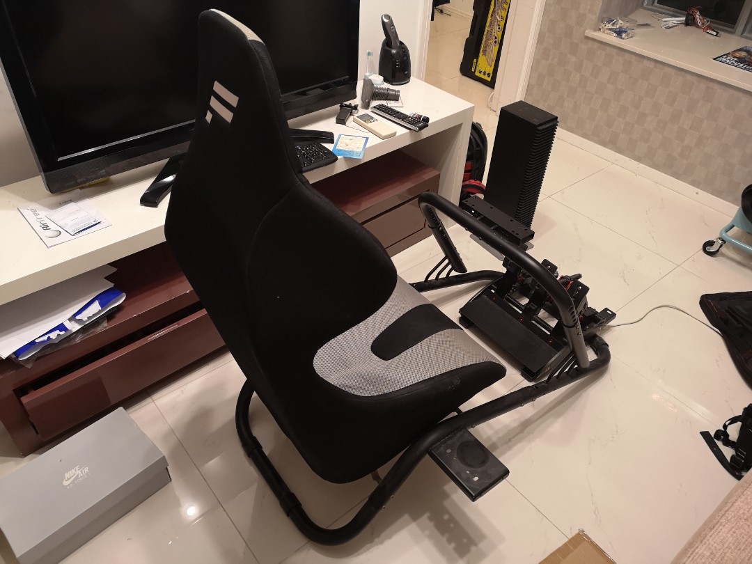 Fanatec CSL Racing Seat simulator, 遊戲機, 遊戲機裝飾配件, 手掣 - Carousell