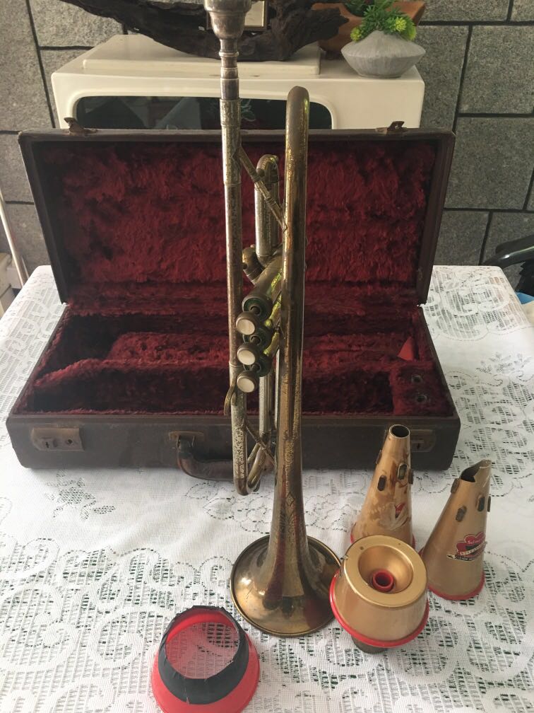 Invicta trumpet with Vincent Bach 7C mouthpiece, Hobbies & Toys, Music ...