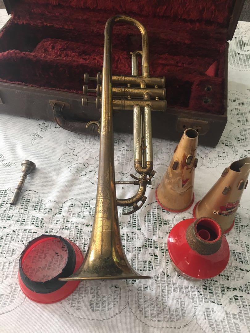 Invicta trumpet with Vincent Bach 7C mouthpiece, Hobbies & Toys, Music ...