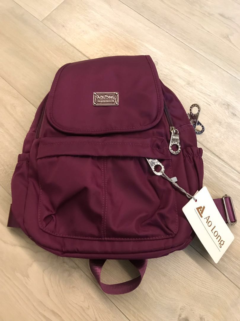 Maroon backpack, Women's Fashion, Bags & Wallets, Backpacks on Carousell