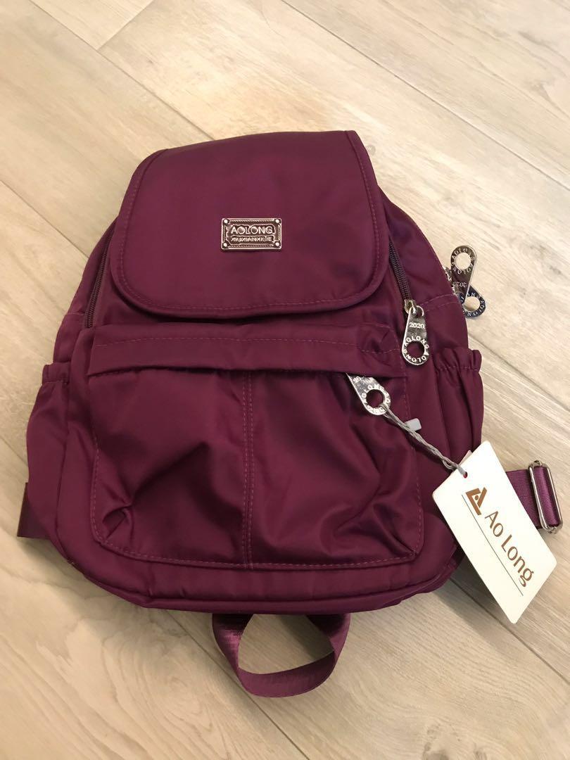 Maroon backpack, Women's Fashion, Bags & Wallets, Backpacks on Carousell