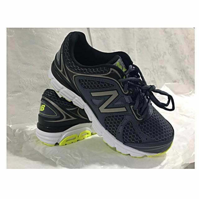 Saf running shoes, Men's Fashion, Footwear, Casual shoes on Carousell