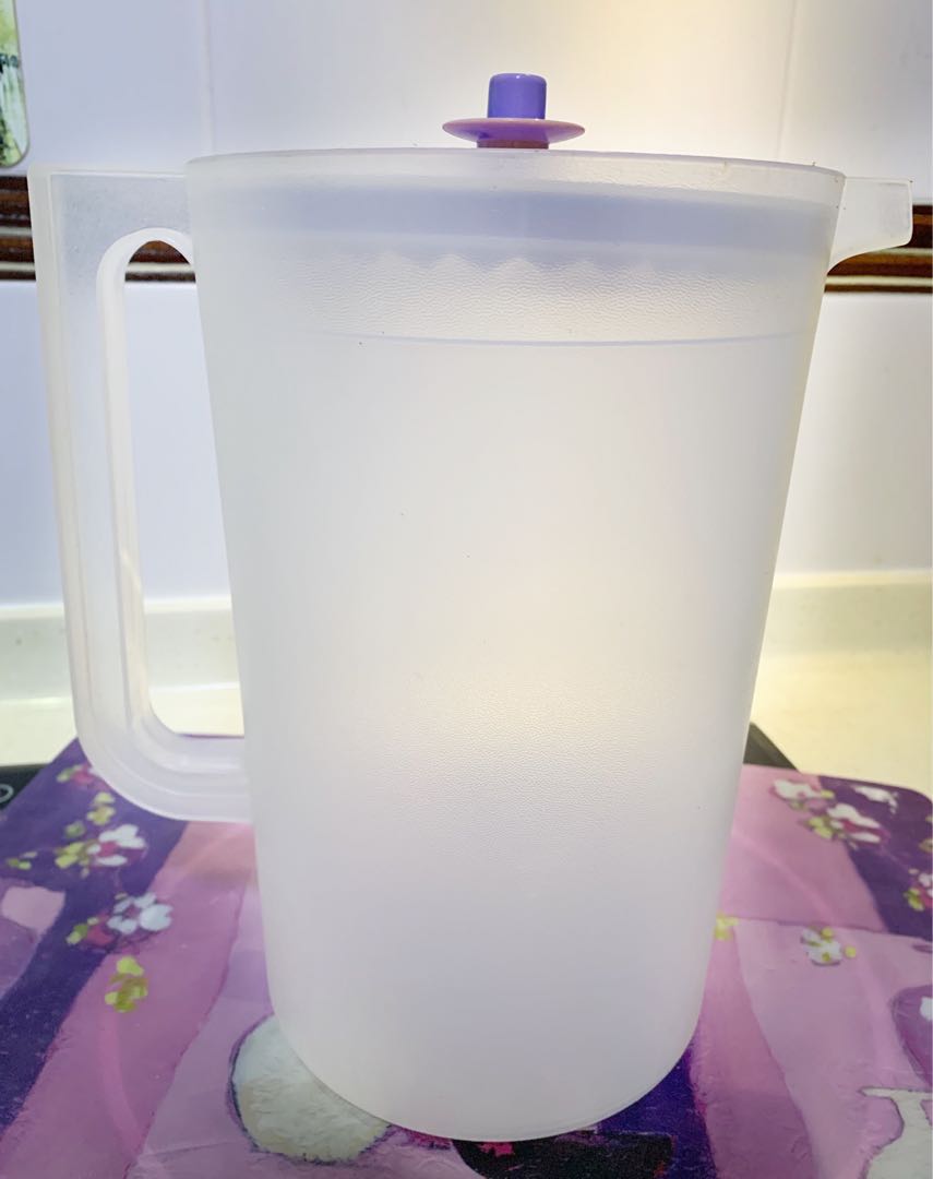 Tupperware 4.2L Jug, Furniture & Home Living, Kitchenware & Tableware ...