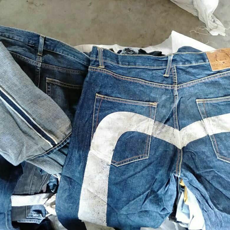 Men color jeans gred A 100kg bale, Men's Fashion, Bottoms, Jeans on ...