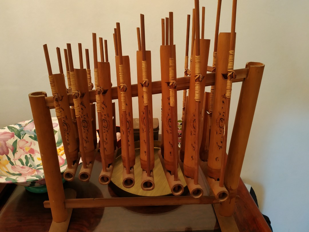 Musical Angklung Set of 8, Hobbies & Toys, Music & Media, Musical ...