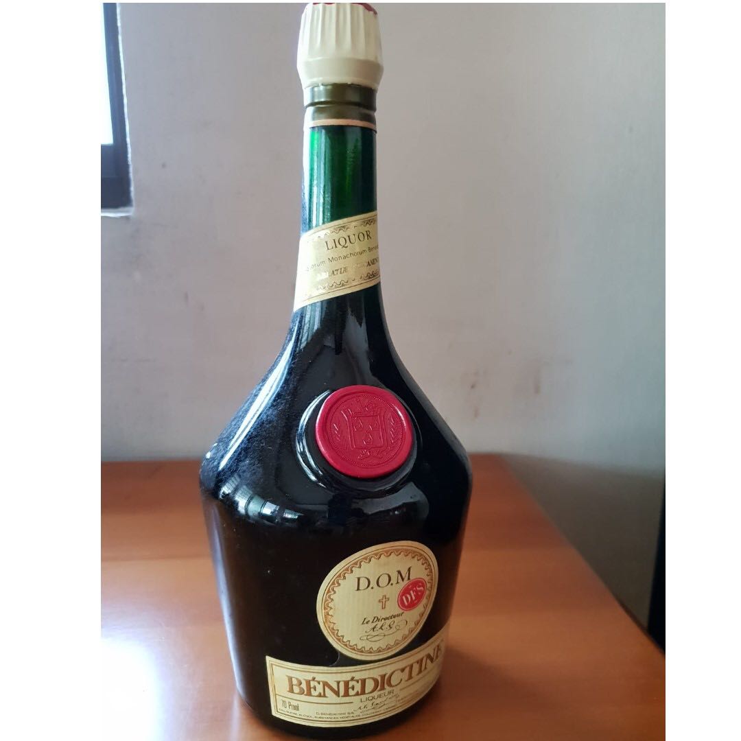 Vintage Benedict DOM, Food & Drinks, Alcoholic Beverages on Carousell